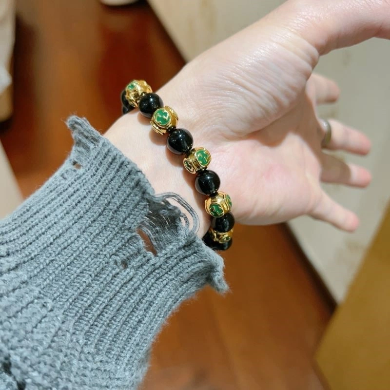 Indistinguishable Gucci Bracelets