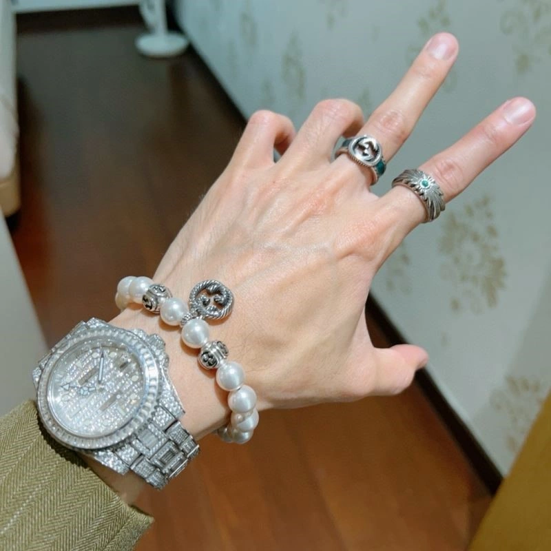 Value-priced Gucci Bracelets