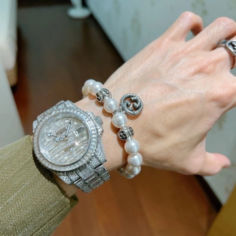 Value-priced Gucci Bracelets