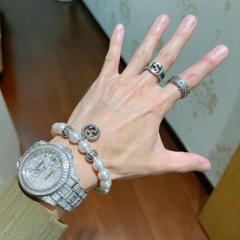 Value-priced Gucci Bracelets