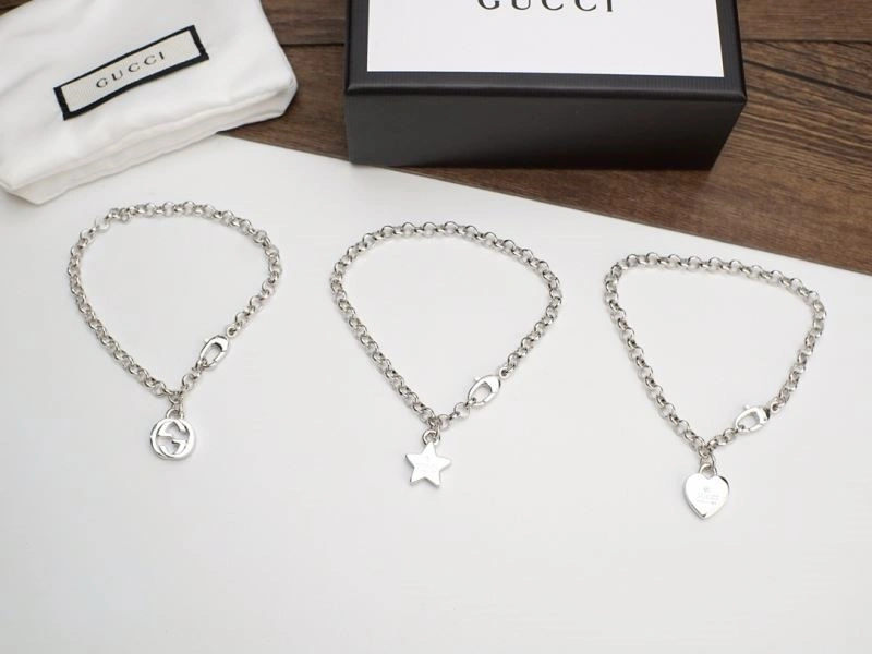 Low-cost Gucci Bracelets