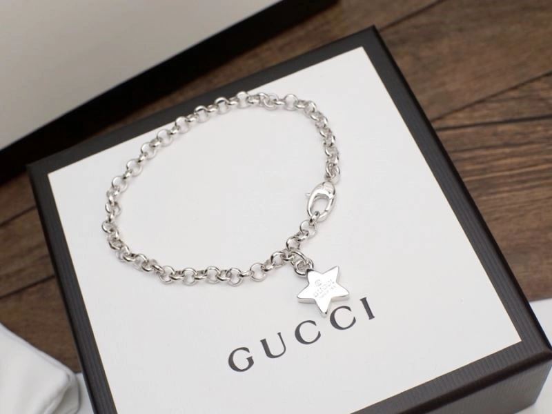 Low-cost Gucci Bracelets