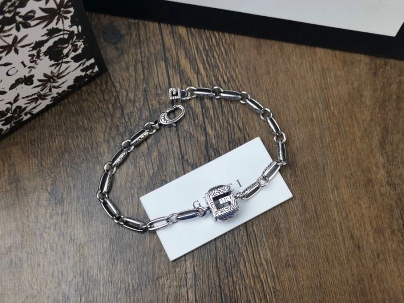 Indistinguishable Gucci Bracelets