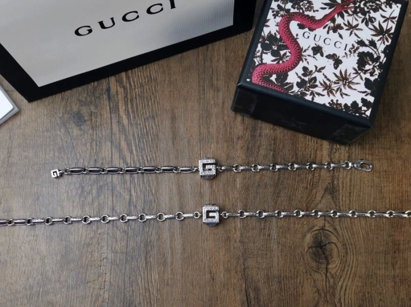 Indistinguishable Gucci Bracelets
