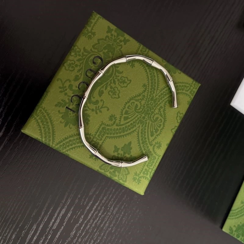 Low-cost Gucci Bracelets
