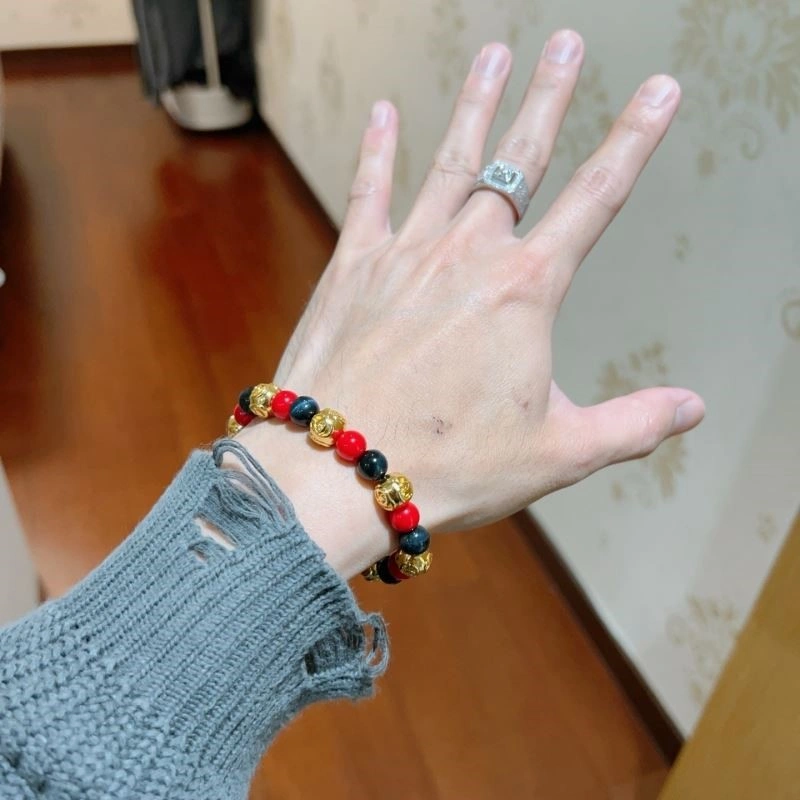 Brand-authenticated Gucci Bracelets