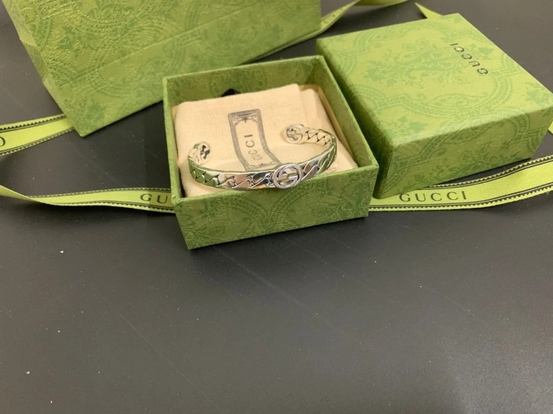 Official Gucci Bracelets