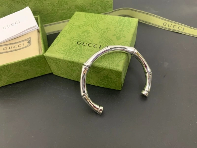 Indistinguishable Gucci Bracelets