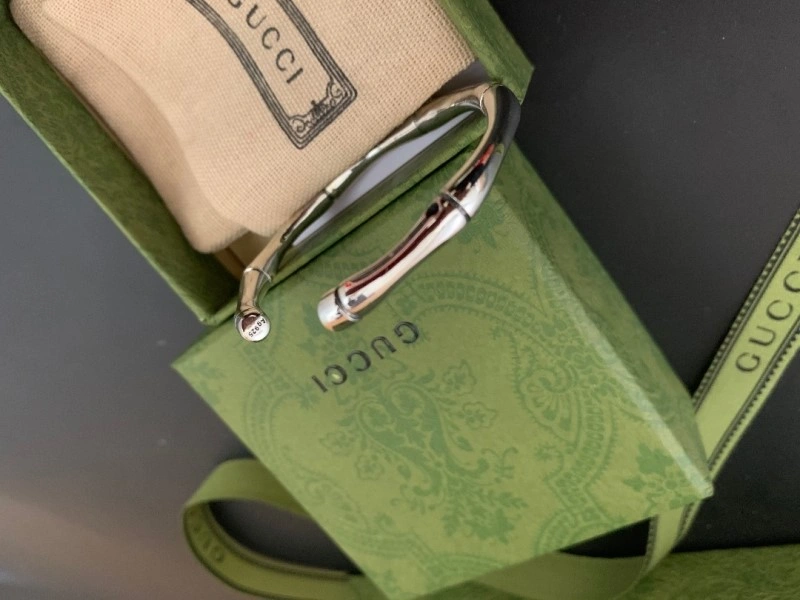 Indistinguishable Gucci Bracelets