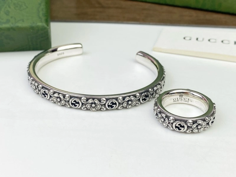 Top mirror Gucci Bracelets
