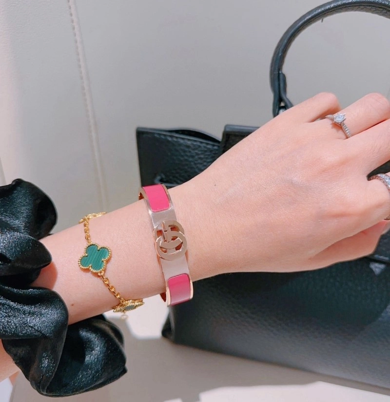 Brand-original Gucci Bracelets