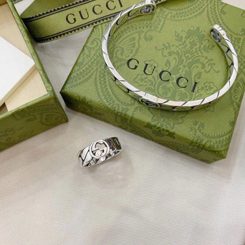 Indistinguishable Gucci Bracelets