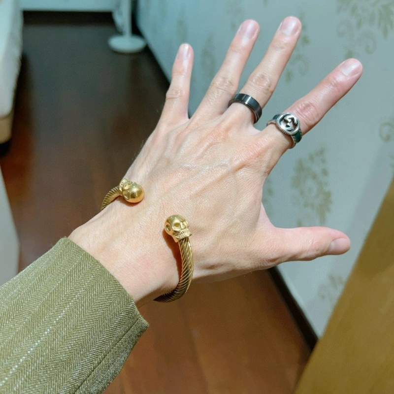 Indistinguishable Gucci Bracelets