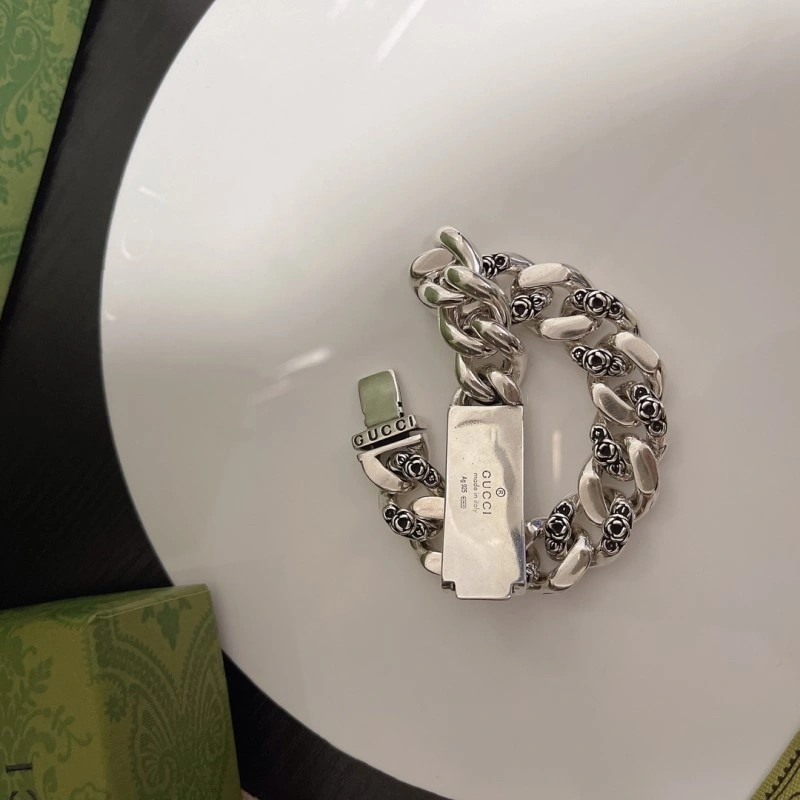 Indistinguishable Gucci Bracelets