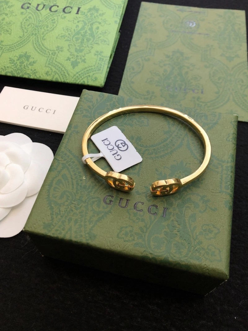 Indistinguishable Gucci Bracelets