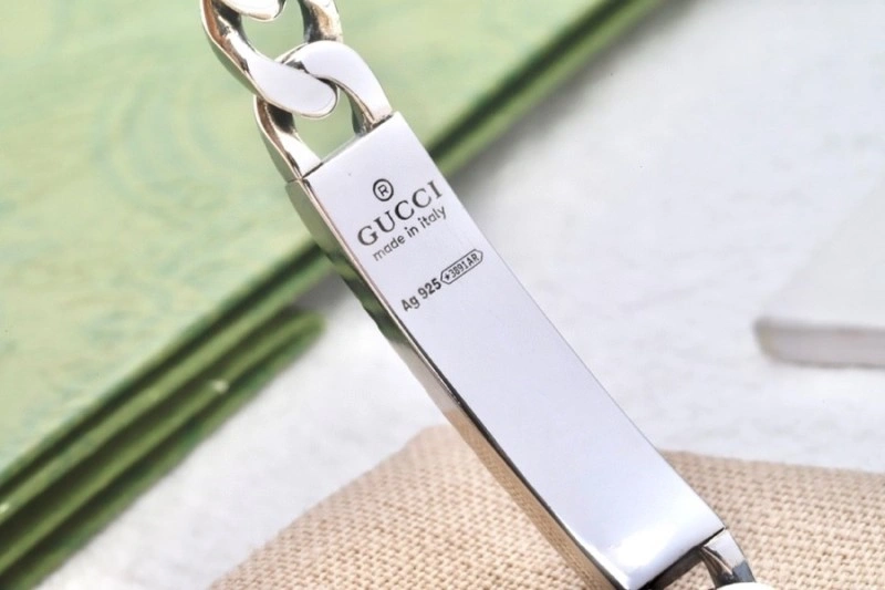 Low-cost Gucci Bracelets