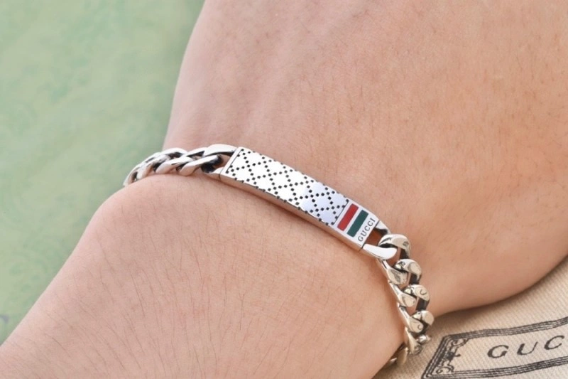 Low-cost Gucci Bracelets