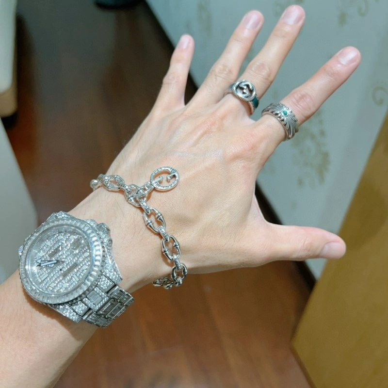 Brand-authenticated Gucci Bracelets