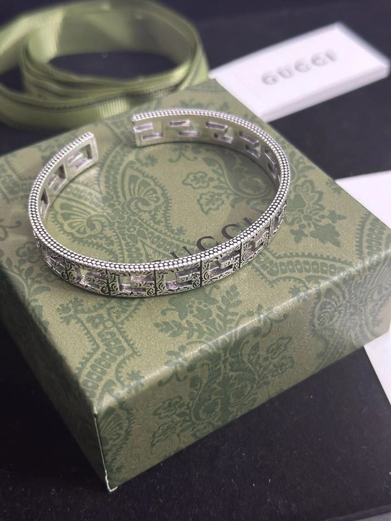 1:1 copy Gucci Bracelets