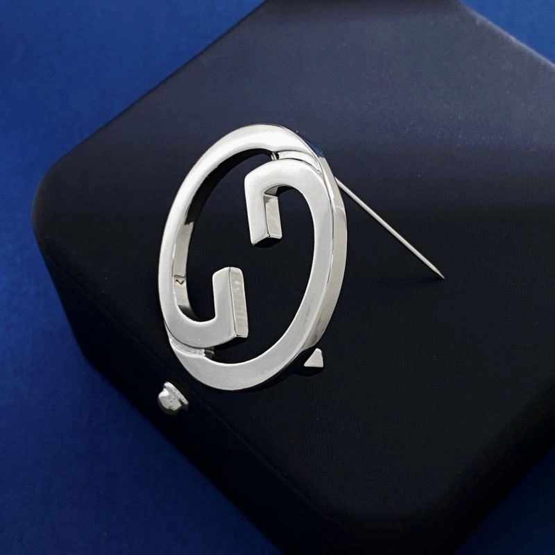 Top match Gucci Brooches