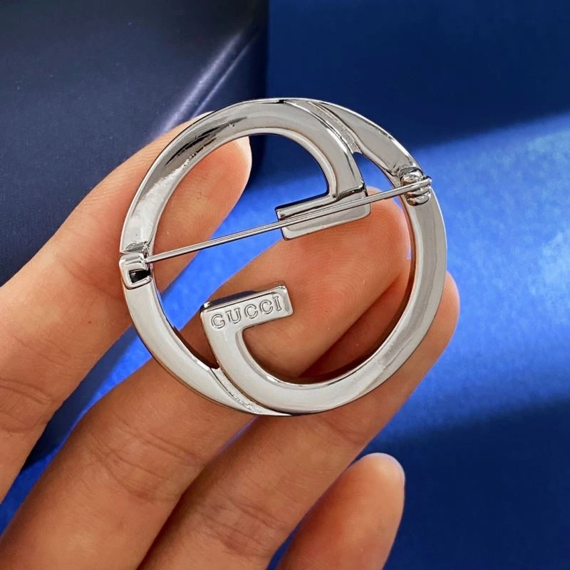 Top match Gucci Brooches