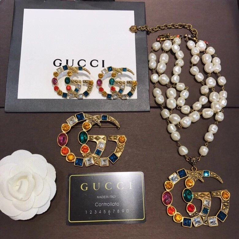 Budget-friendly Gucci Brooches