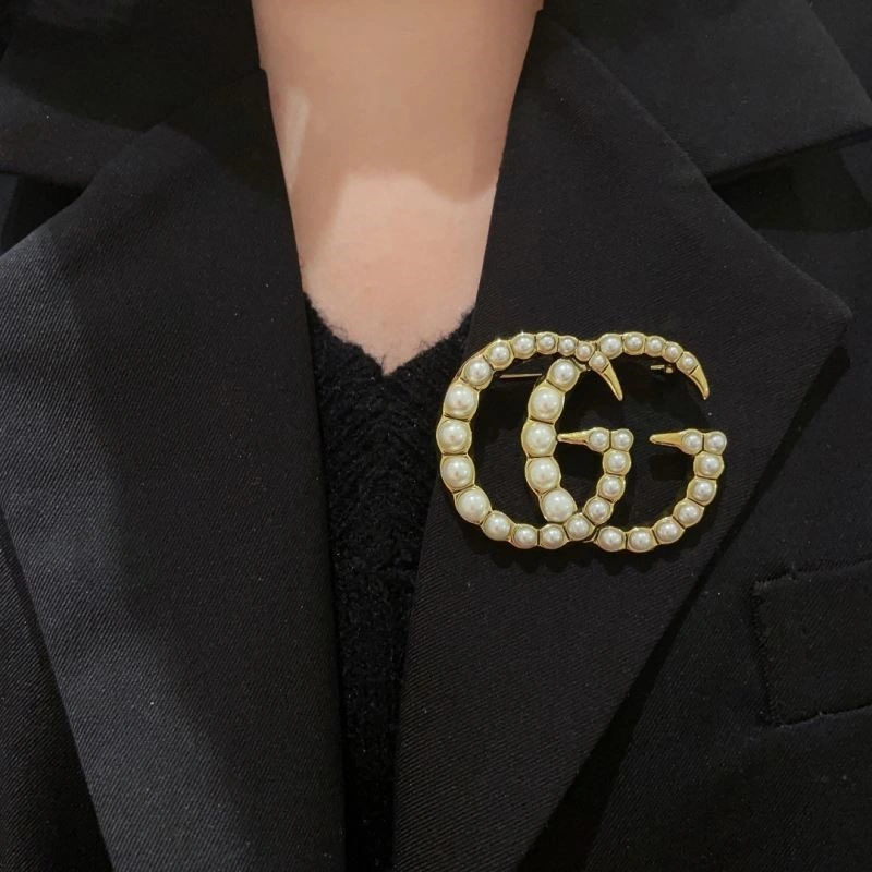 Discounted Gucci Brooches