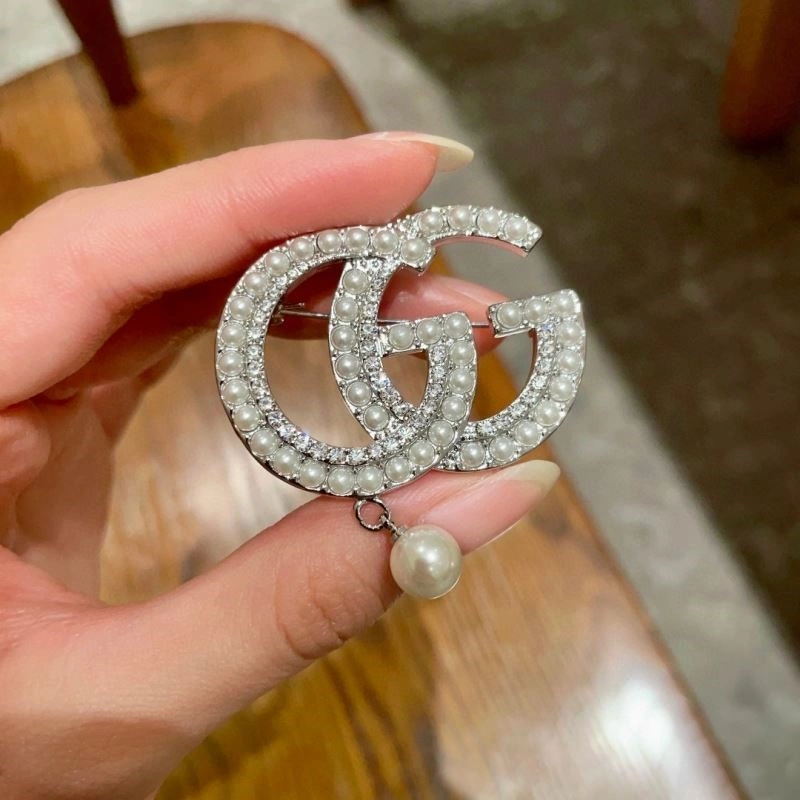 Brand-authenticated Gucci Brooches