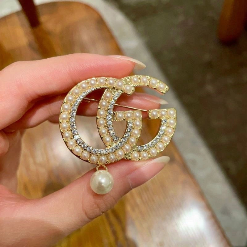 Precise copy Gucci Brooches