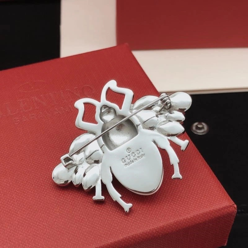 High fidelity Gucci Brooches