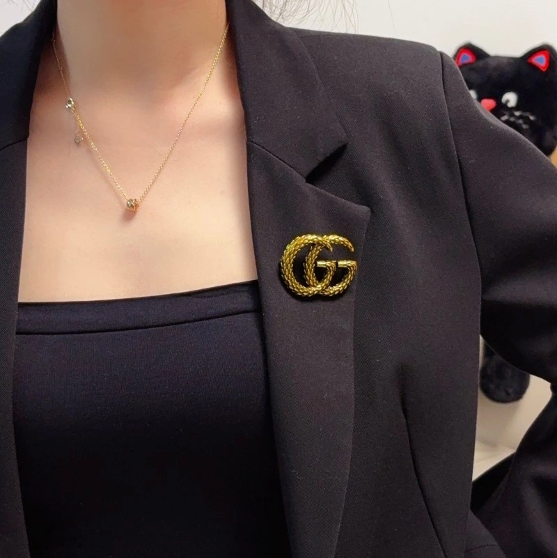 Perfect replica Gucci Brooches