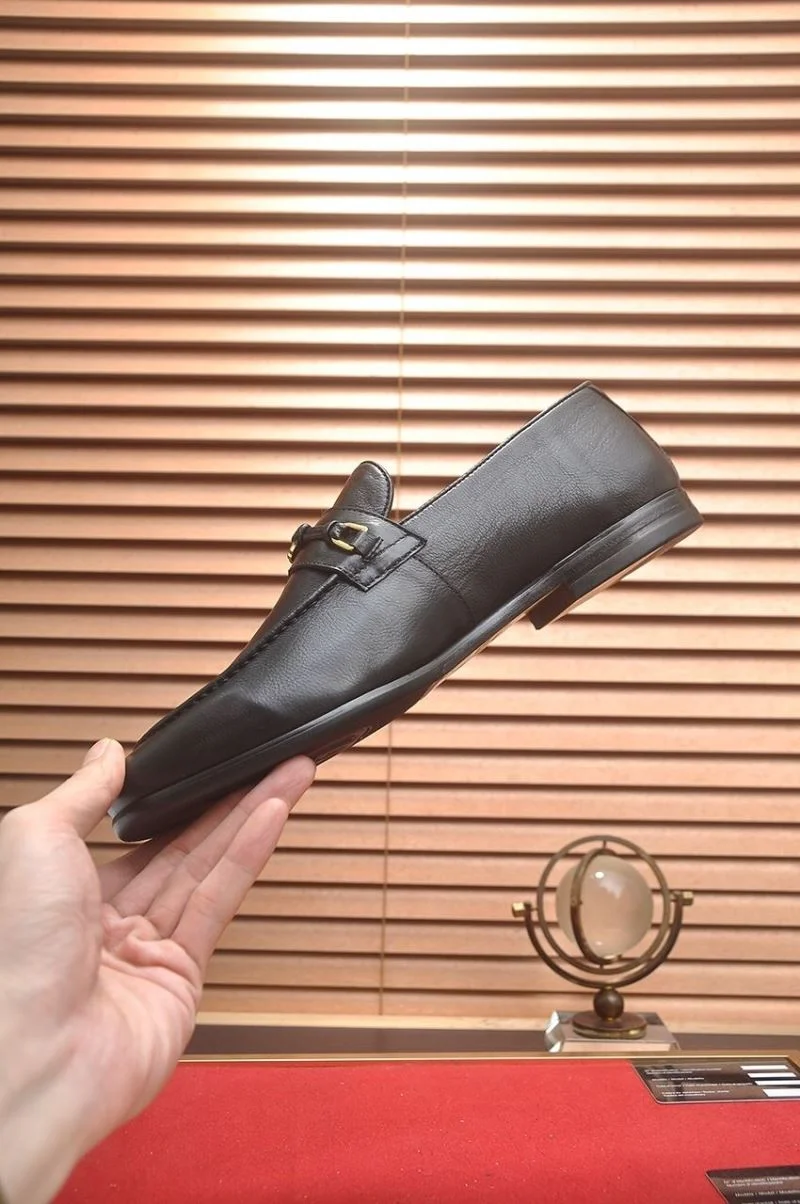 Indistinguishable Gucci Business Shoes