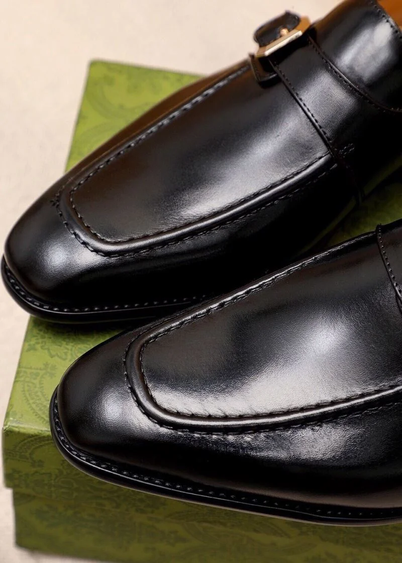 Accurate model Gucci Business Shoes