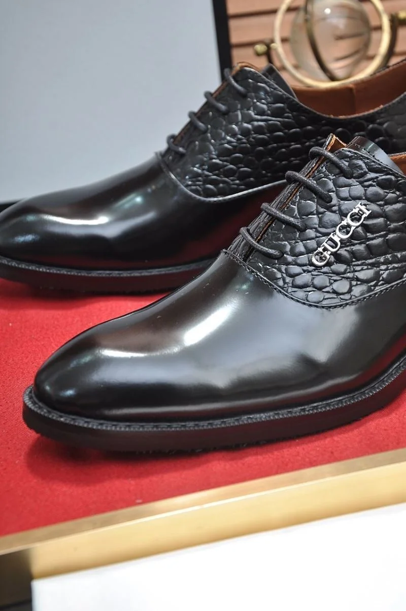Accurate model Gucci Business Shoes