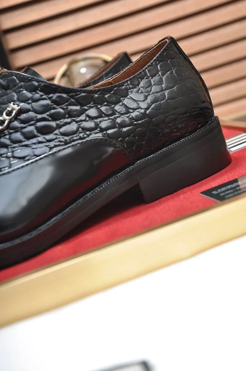 Accurate model Gucci Business Shoes