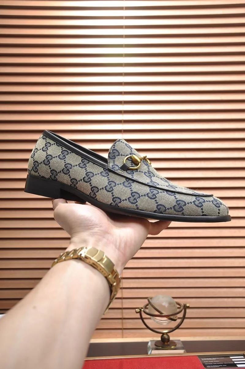 Accurate model Gucci Business Shoes