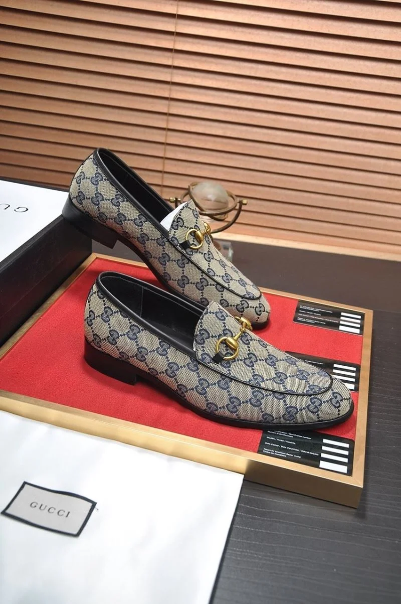 Accurate model Gucci Business Shoes