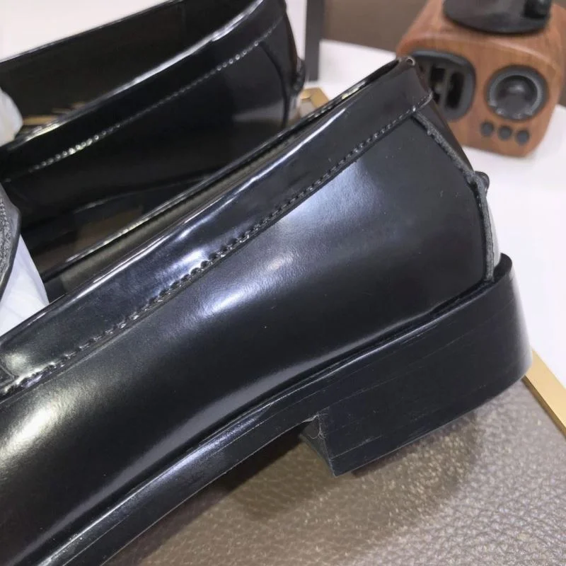 Exact replica Gucci Business Shoes