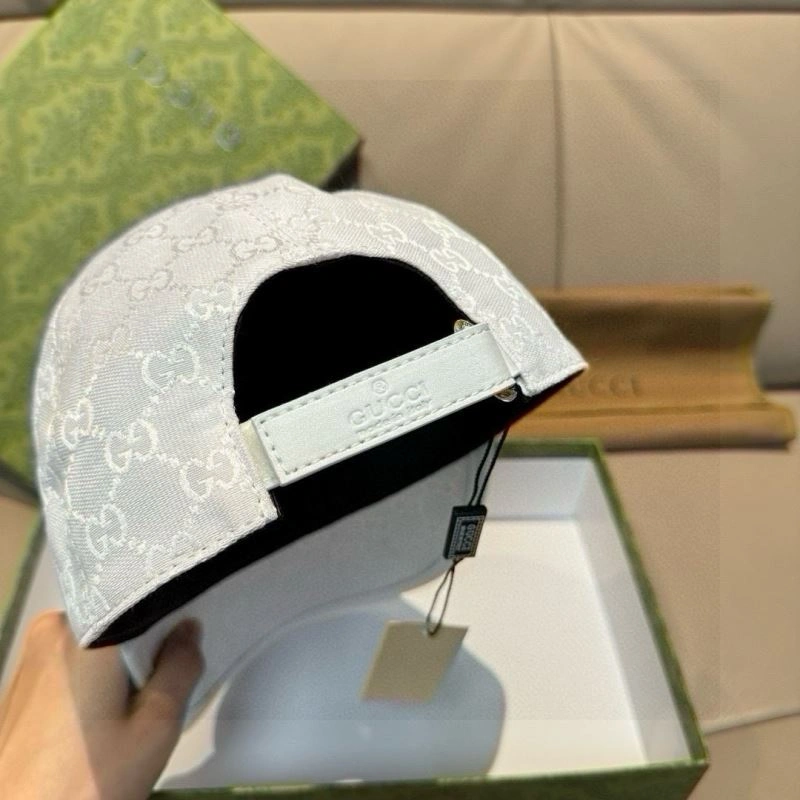 Low-cost Gucci Caps
