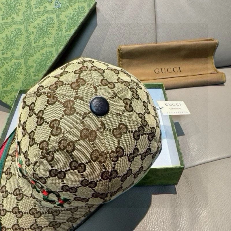 Low-cost Gucci Caps
