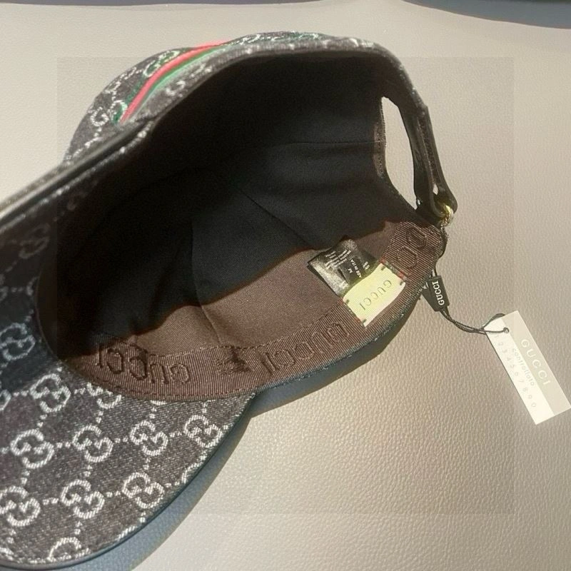 Accurate model Gucci Caps