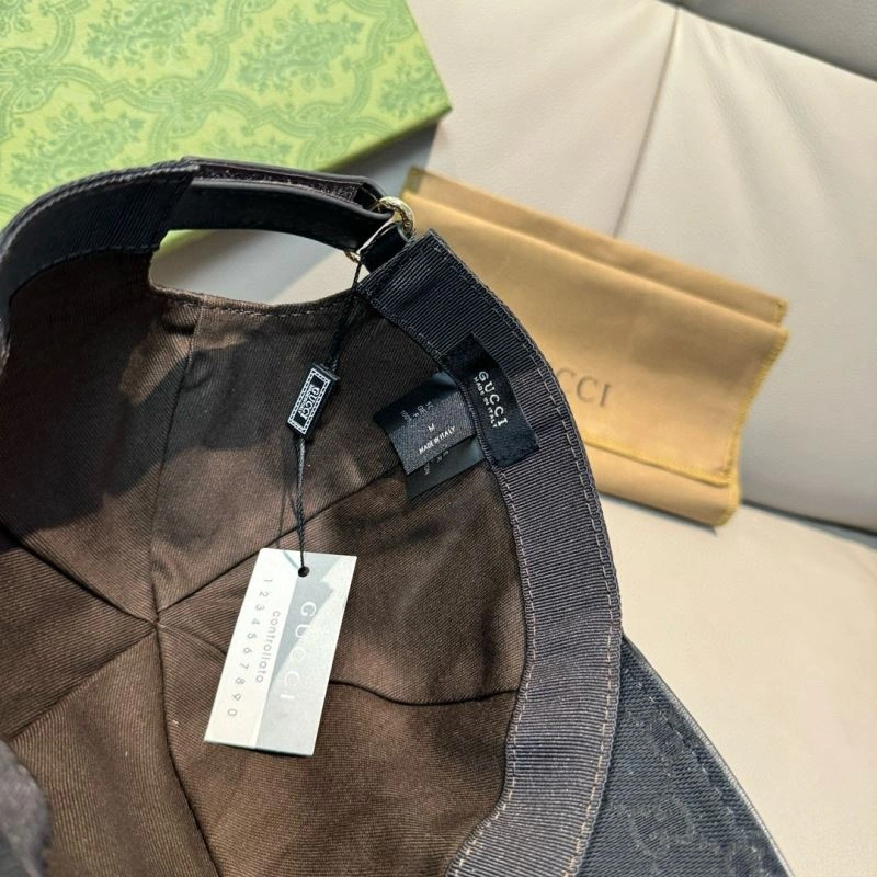 Brand-authenticated Gucci Caps