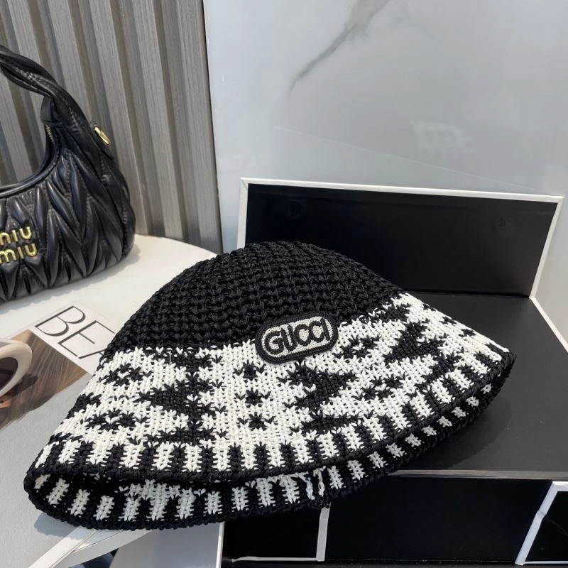 Brand-authenticated Gucci Caps