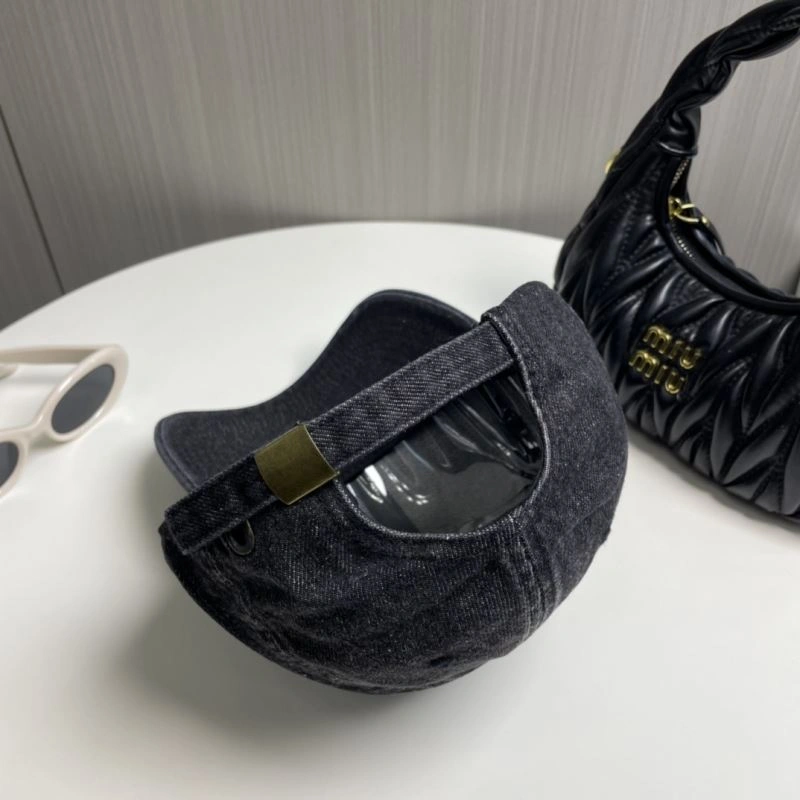 Budget-friendly Gucci Caps