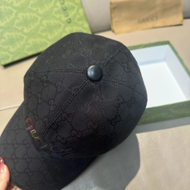 Brand-authenticated Gucci Caps
