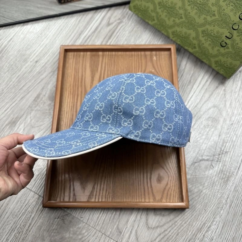 Brand-authenticated Gucci Caps