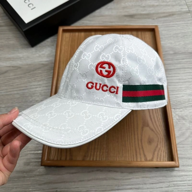 Low-cost Gucci Caps