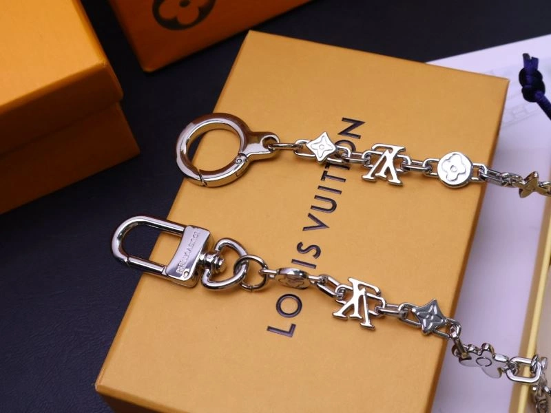 Brand-authenticated Gucci Chains