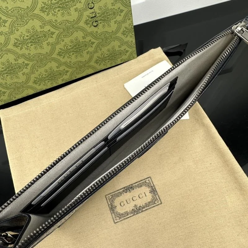 Brand-authenticated Gucci Clutch Bags