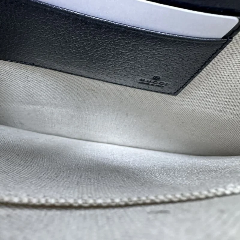 Brand-authenticated Gucci Clutch Bags
